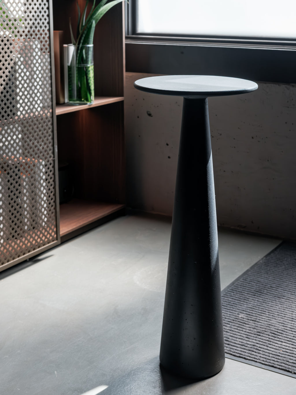 Jove | Side Table – Rifugio Modern
