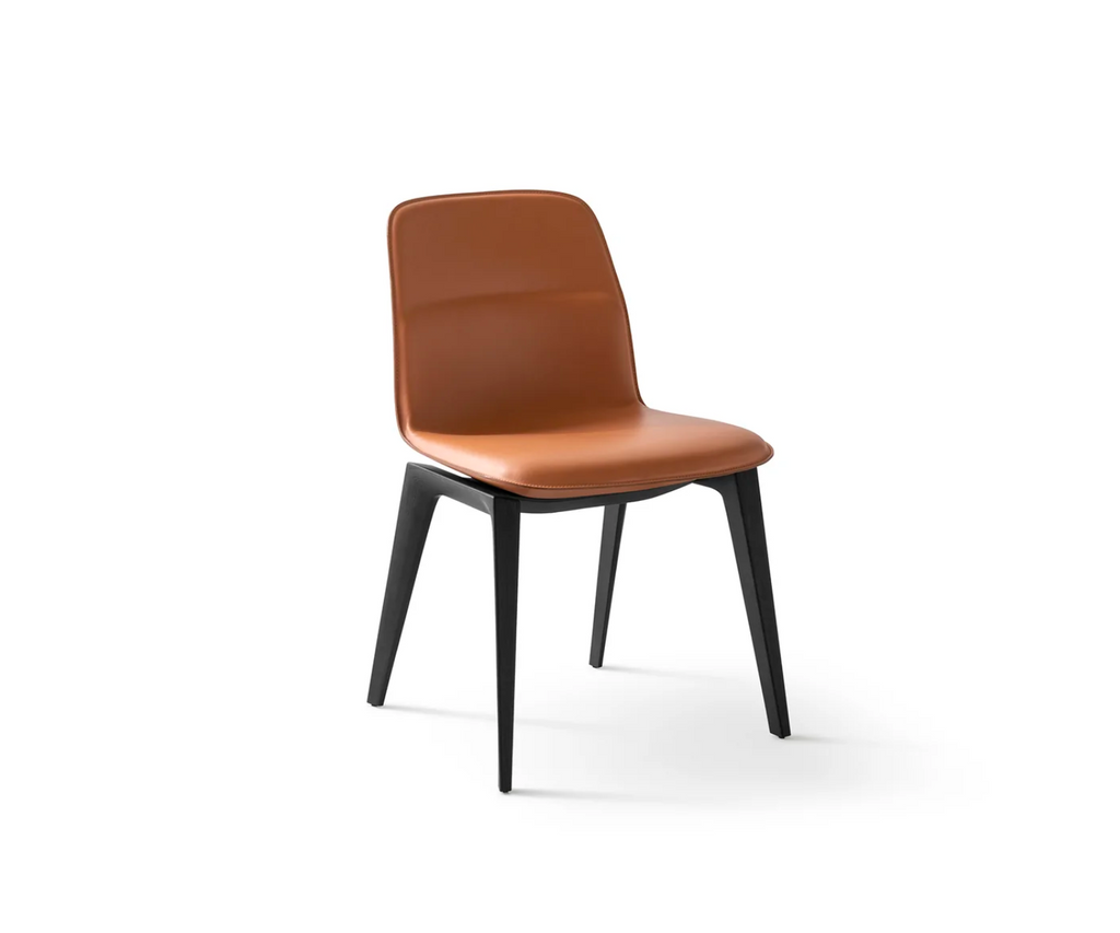 Barbican | Chair My Molteni&C available at Rifugio Modern